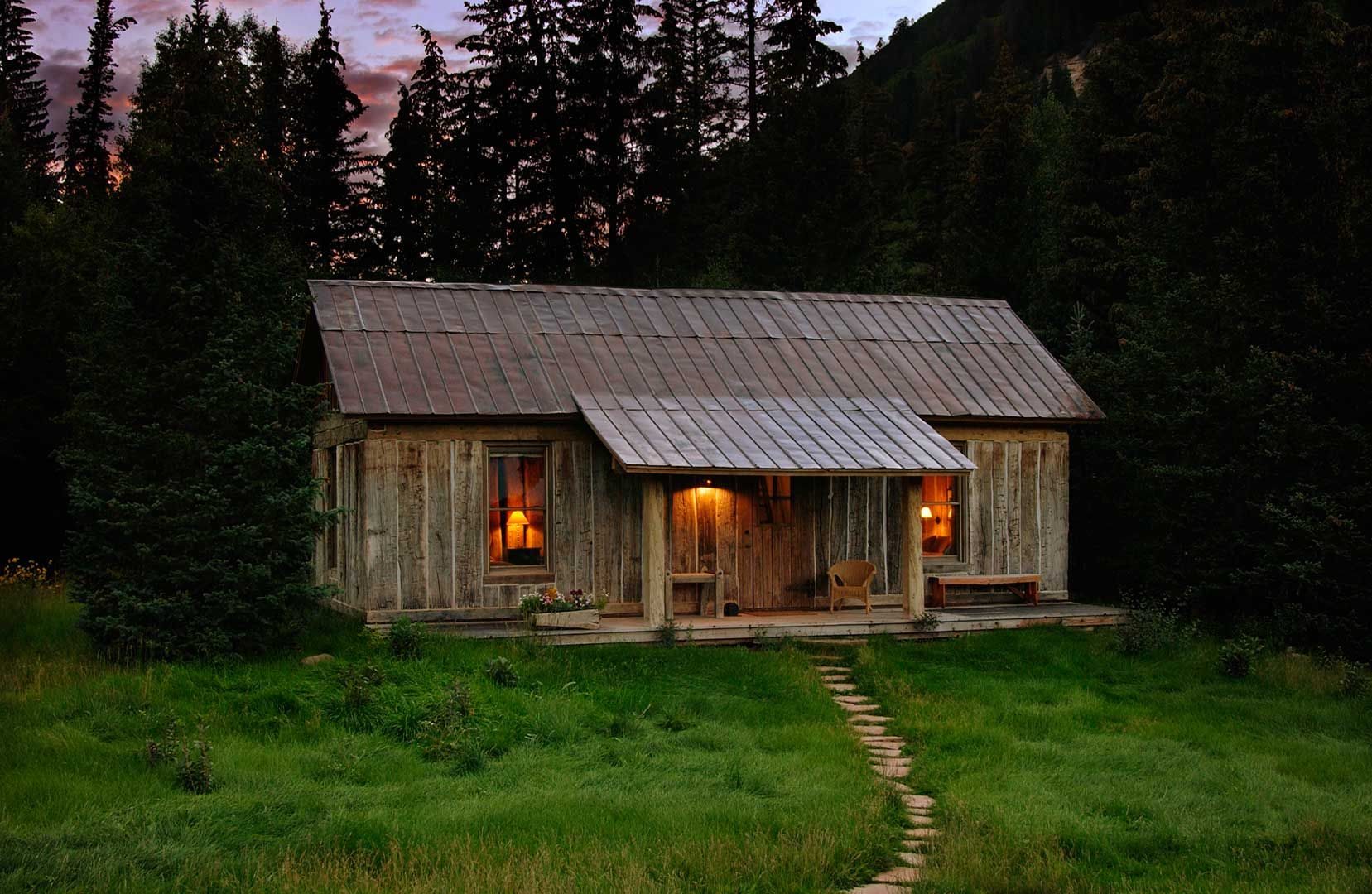 Cabins - Dunton Destinations