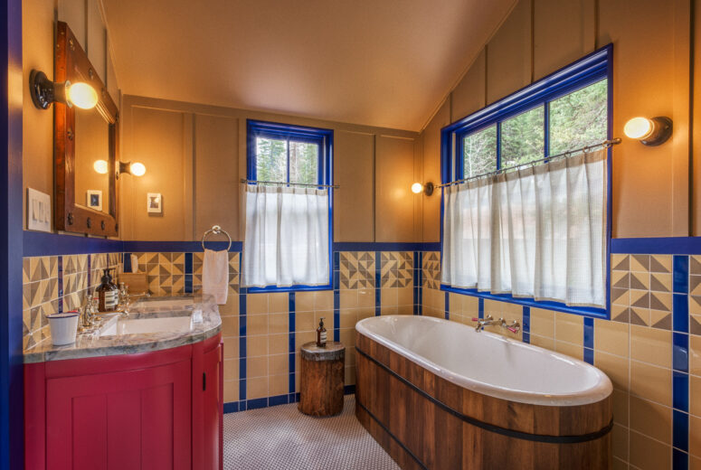 Cabins - Dunton Destinations